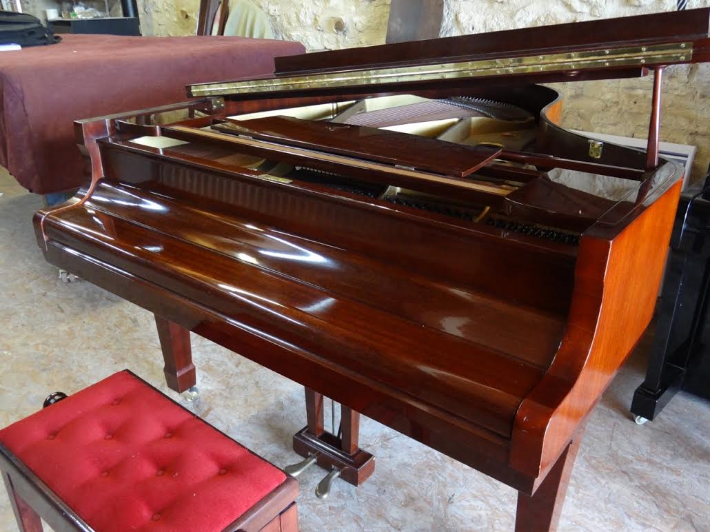 yamaha g2 (2) – La Note Sensible